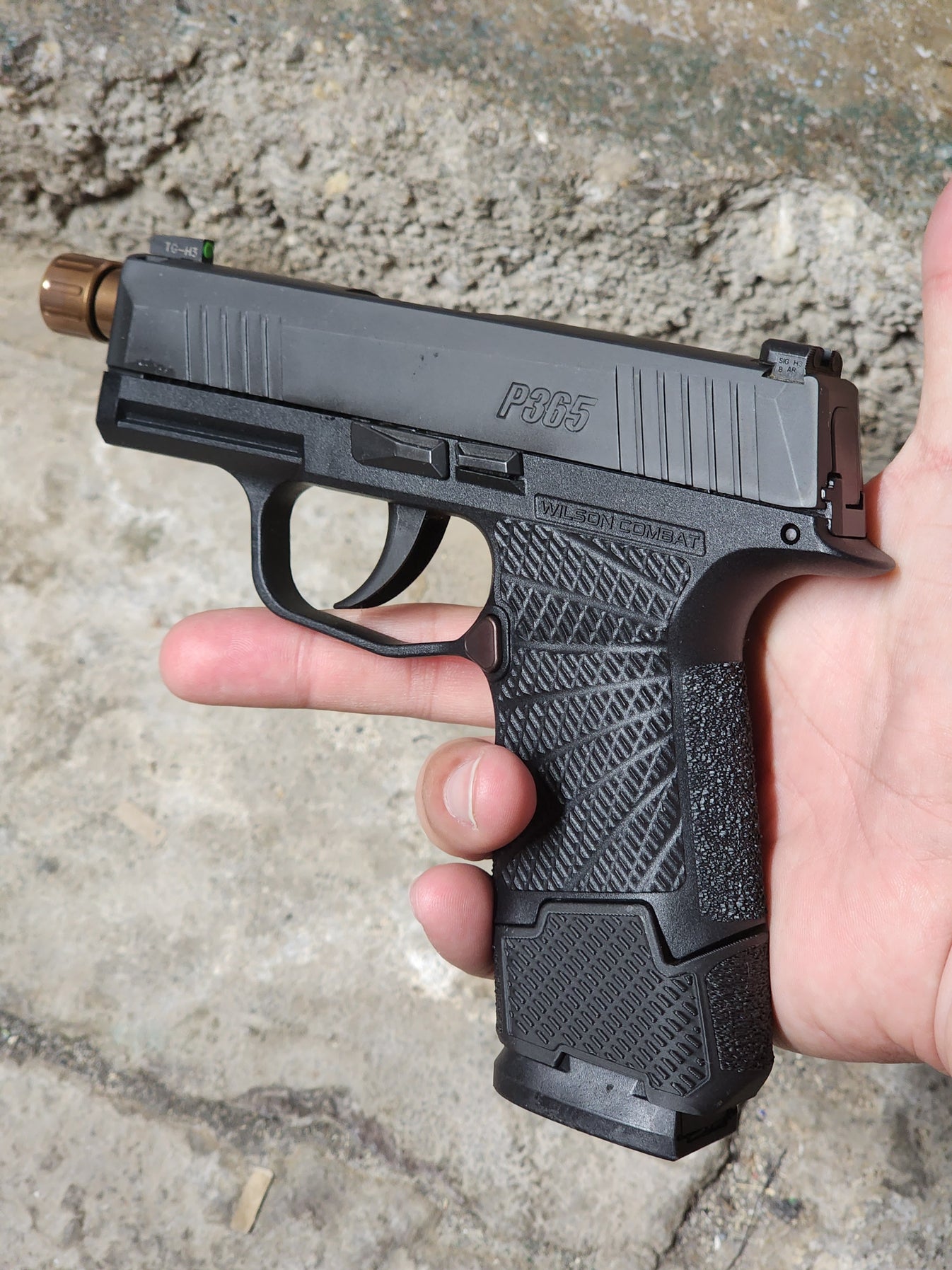 The NULL: Sig Sauer P365 17 Round Wilson Combat Magazine Adapter Sleev ...