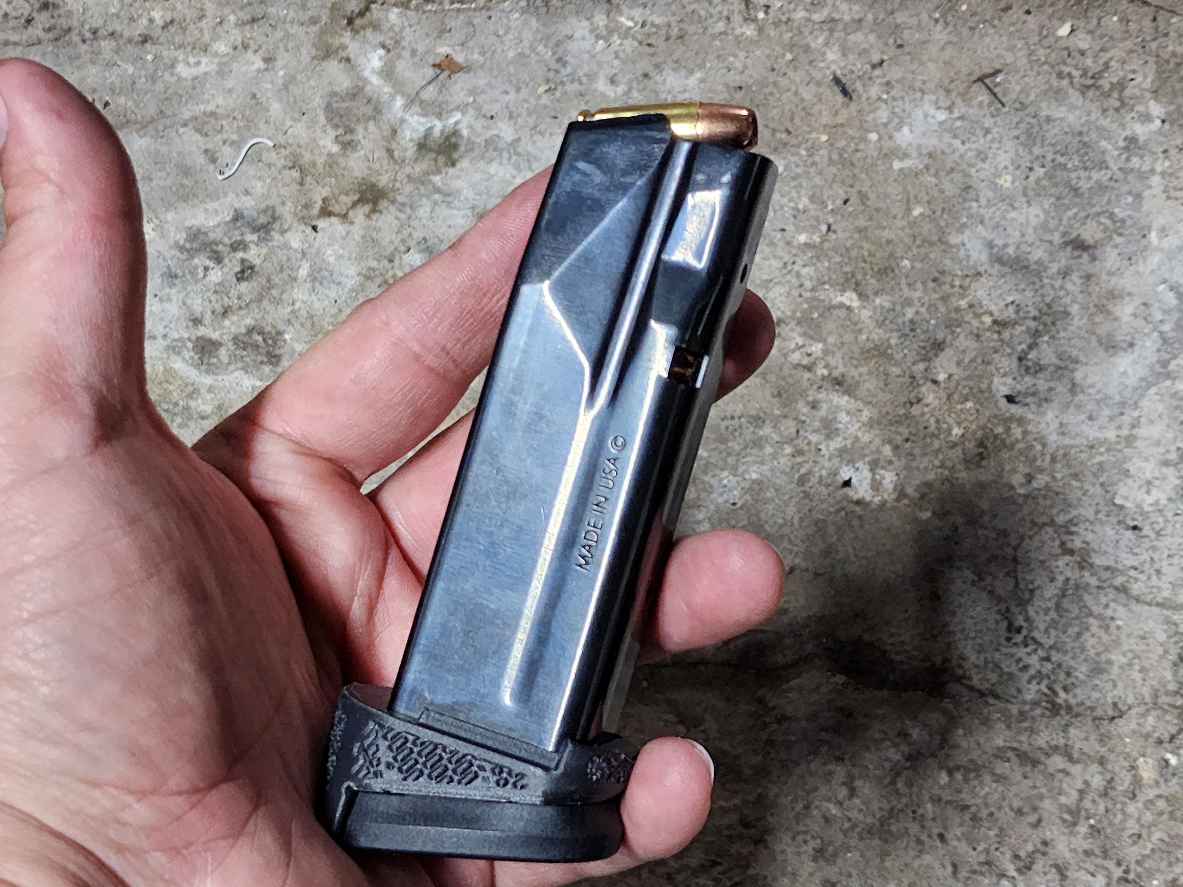 The NULL: Sig Sauer P365XL Wilson Combat Frame 17 Round Magazine Adapt ...